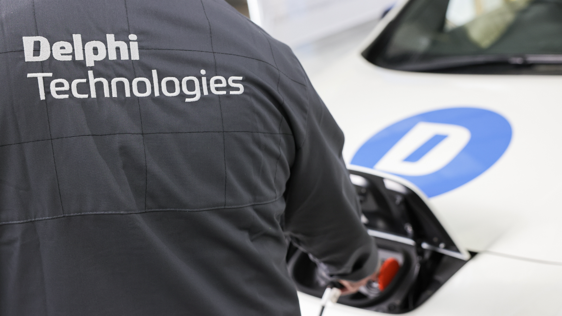 How to get to grips with EV connectors - Delphi