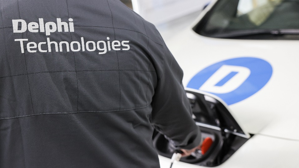 How to get to grips with EV connectors - Delphi