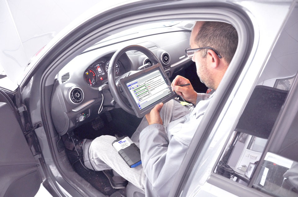 Les nouvelles solutions de diagnostic de Delphi Technologies permettent aux garages d’être plus ...