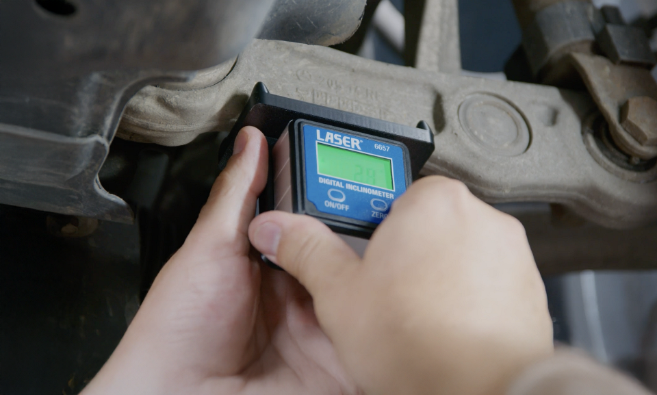 Wheel alignment on a Mercedes - Delphi